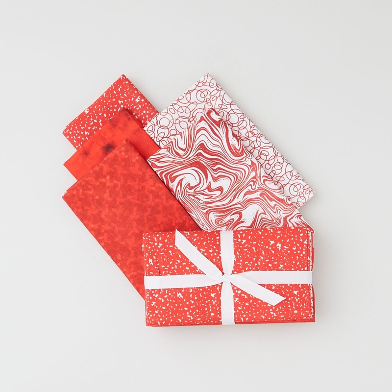 Red Texture Favorites 5 Piece Fat Quarter Bundle - Quilting Fabrics ...